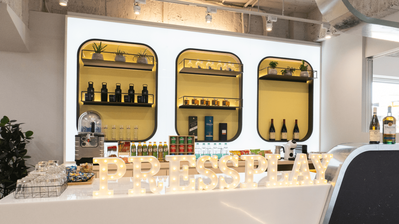 PressPlay Academy オンライン学習プラットフォーム